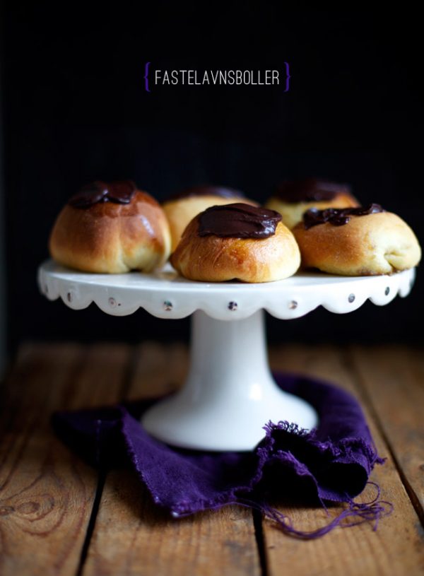 Gammeldags fastelavnsboller - Fastelavnsboller med creme - The Food Club
